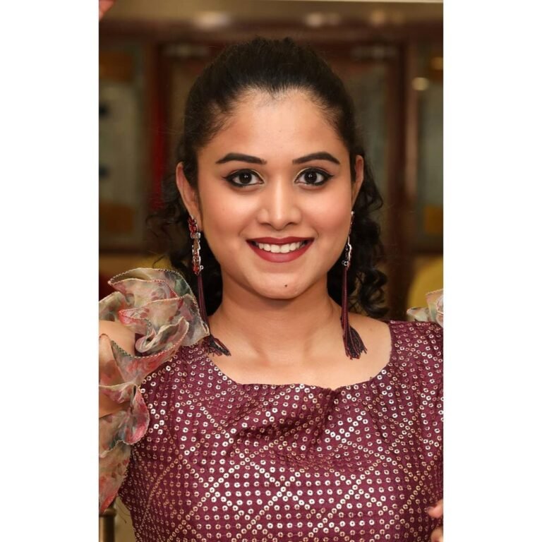 Naga Bhairavi Serial Actress Yashmi Gowda Latest Photos