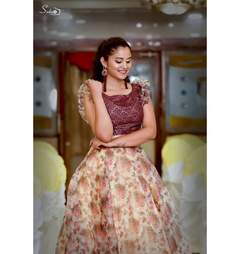 Naga Bhairavi Serial Actress Yashmi Gowda Latest Photos